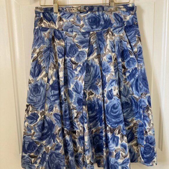Talbots | Skirts | Talbots Skirt Lined With Pockets Size 2 | Poshmark